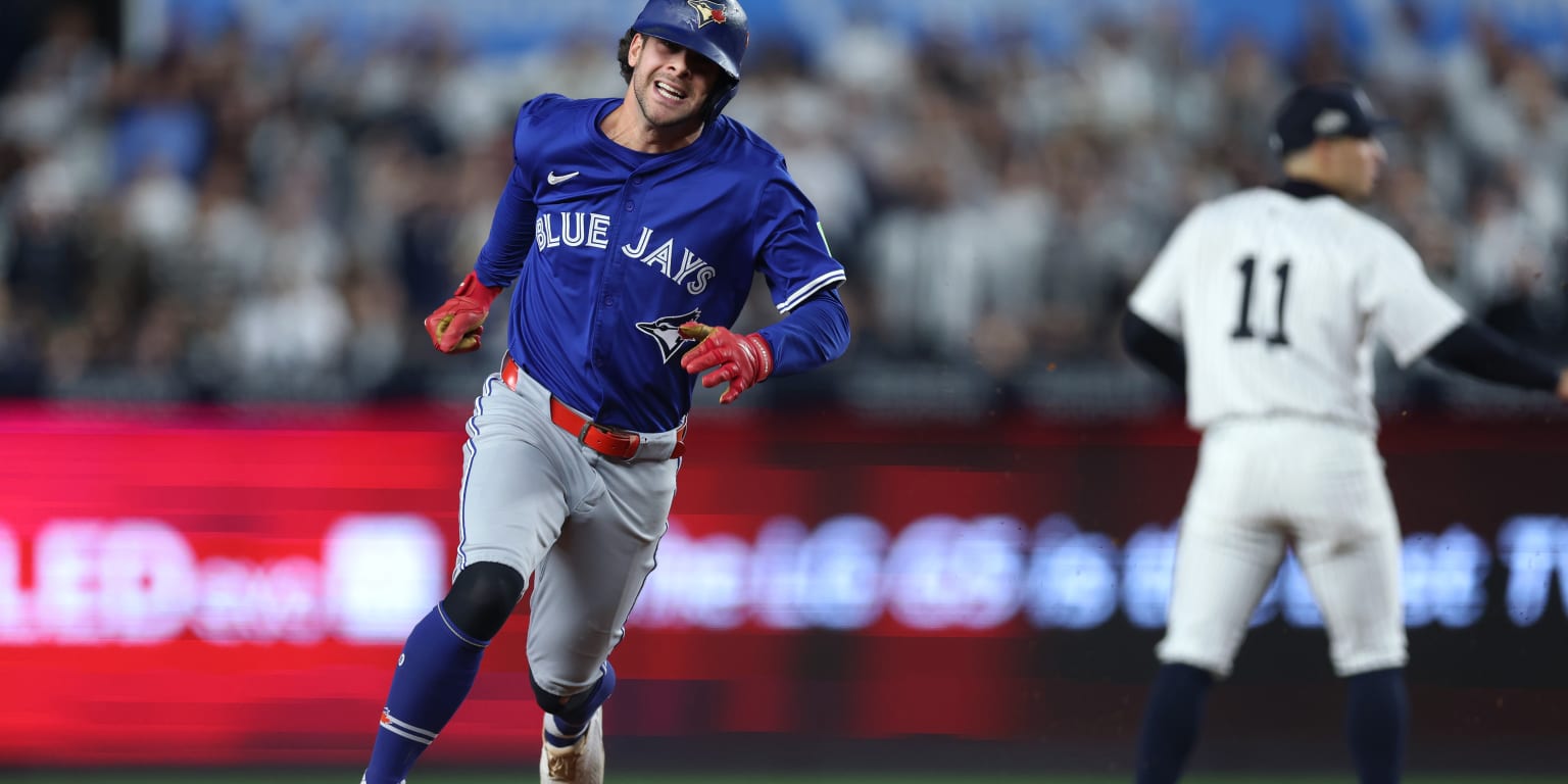 Ernie Clement in the middle of Blue Jays' ALDS win over Yankees