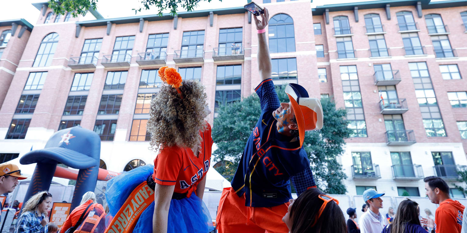 Astros plan new entertainment district at Minute Maid Park