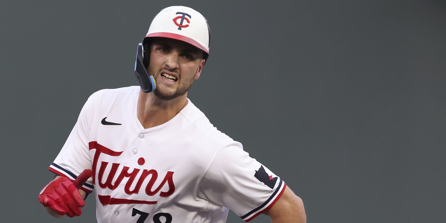 Twins le pasan por encima a Rangers de la mano de Julien, Wallner