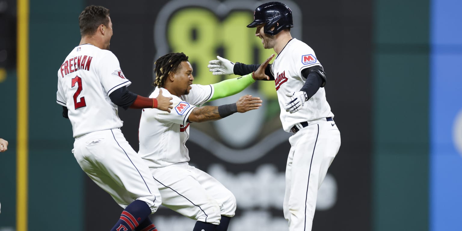 David Fry hits walk-off two-run double in Guardians' win vs. Orioles