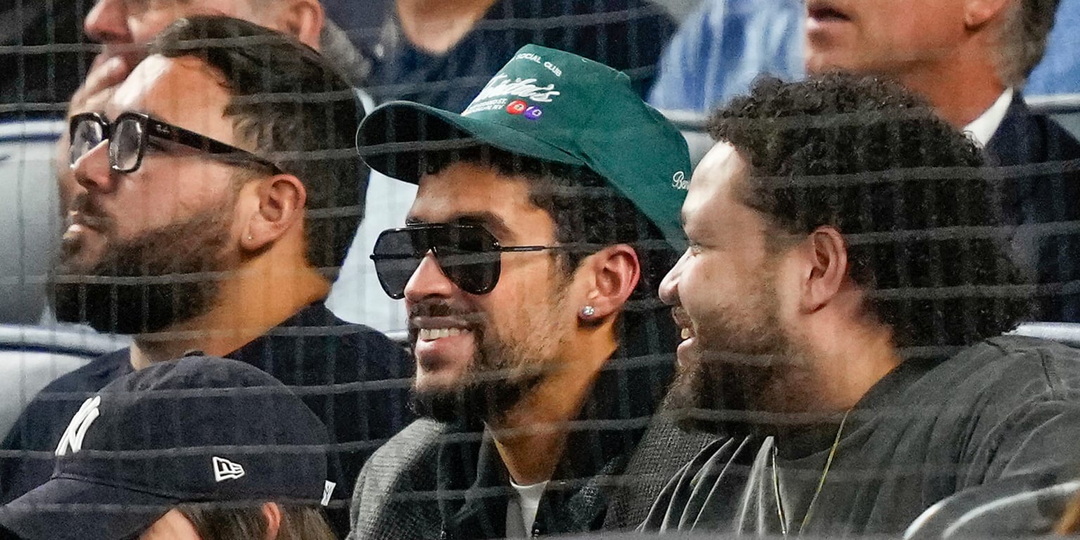 Bad Bunny gets foul ball at Blue Jays - Yankees ALDS Game 3