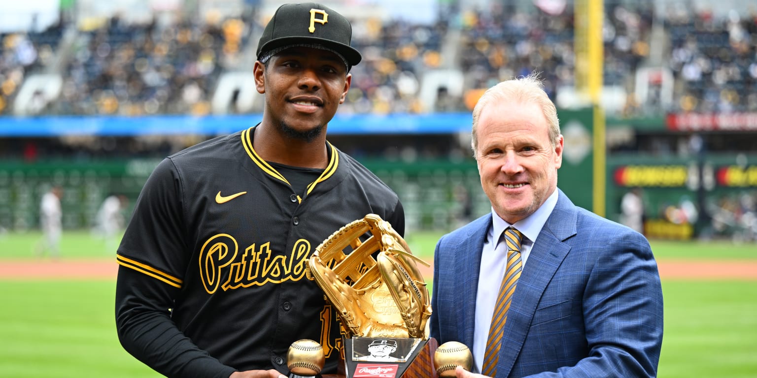 Pirates Ke'Bryan Hayes talks defensive strategy