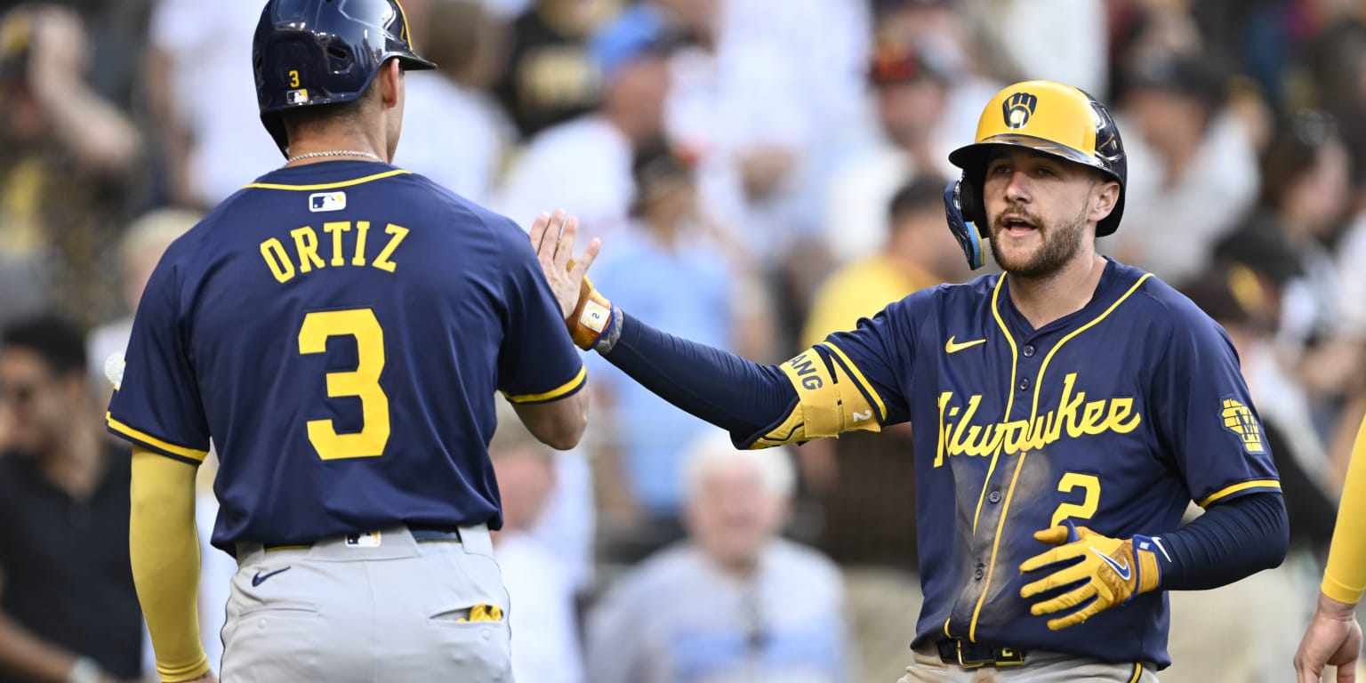 Brice Turang hits grand slam despite lost bats