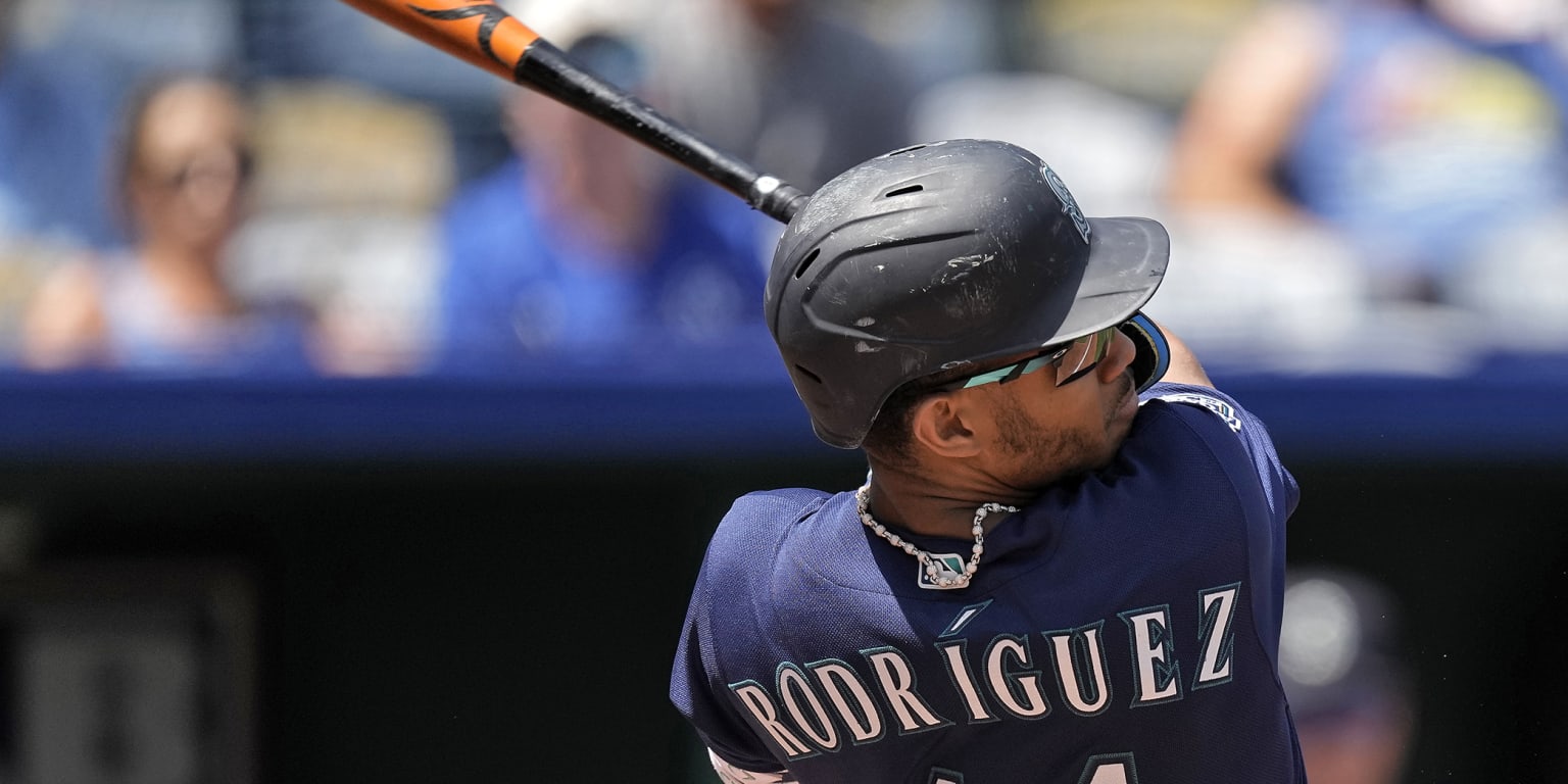 J-Rod brilla con 5 hits y Marineros le ganan serie a Reales