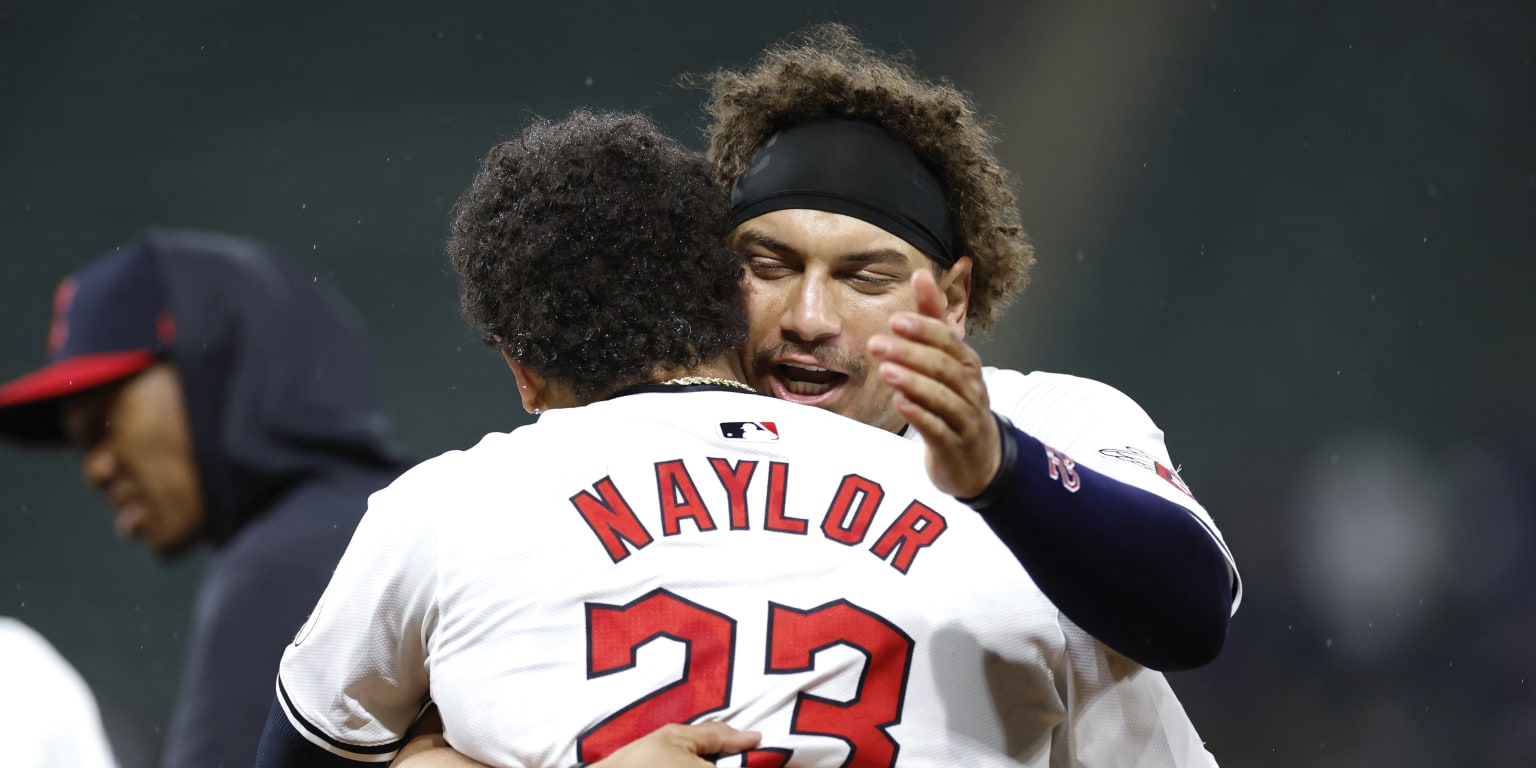 Josh Naylor, Bo Naylor homer in same inning on National Siblings Day