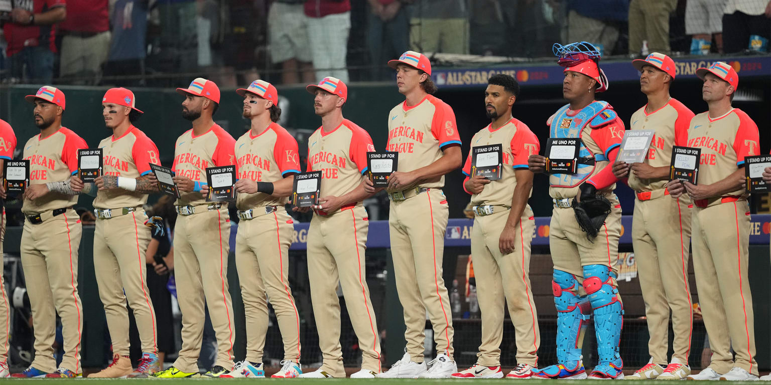 MLB All-Stars and coaches Stand Up to Cancer at 2024 All-Star Game