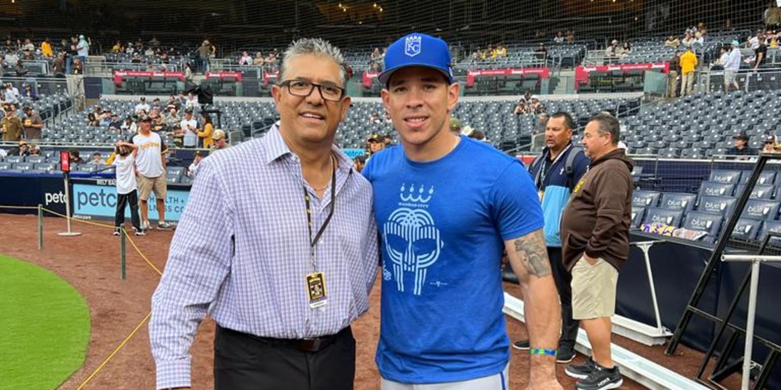 Freddy Fermin, Carlos Hernández's relationship from Venezuela to Padres