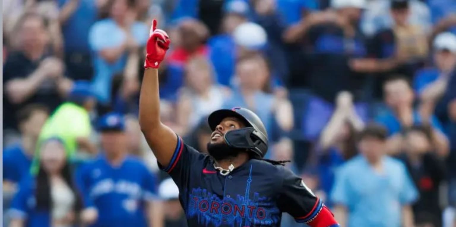 Vladdy siguió encendido con HR, pero Azulejos cayeron vs. Orioles