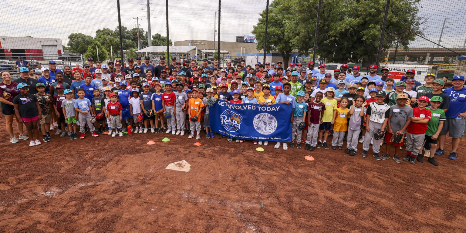 Royals host baseball clinic with League 42 at McAdams Park