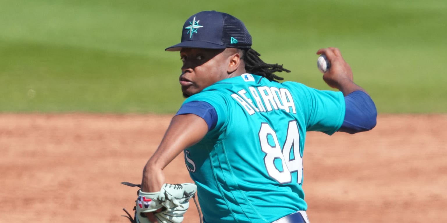 Prelander Berroa impresionó con salida ante los bates pesados de Padres