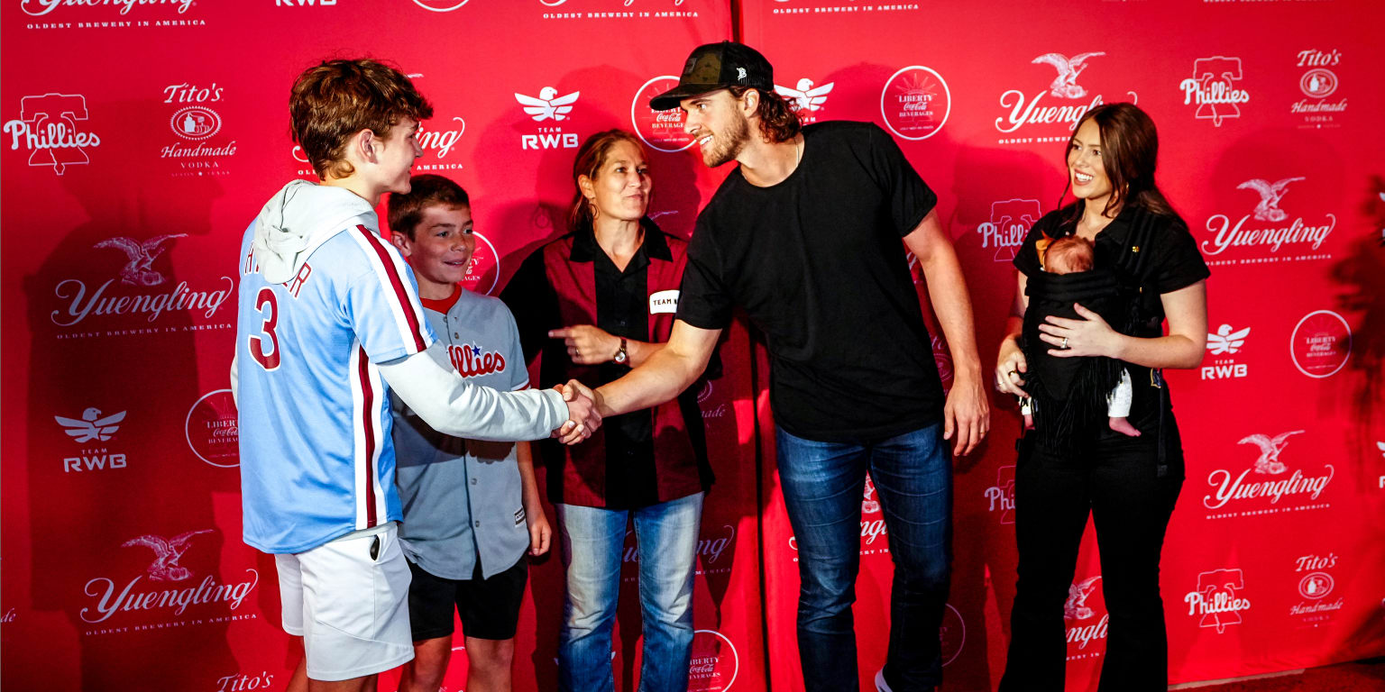 Highlights from Aaron Nola’s star-studded Bowling for the Troops ...