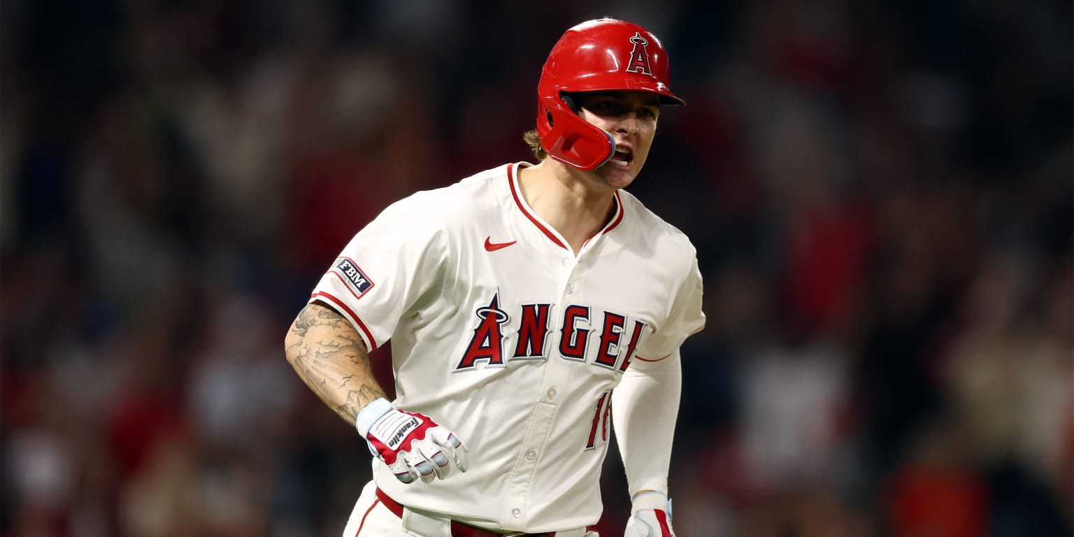 Mickey Moniak hits first career walk-off in Angels win over Mariners