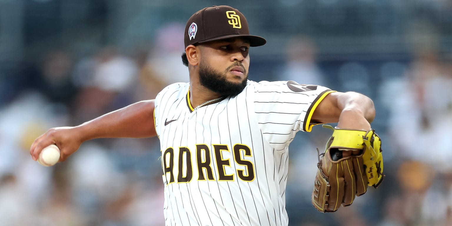 Randy Vásquez strikes out 9; Padres gain ground
