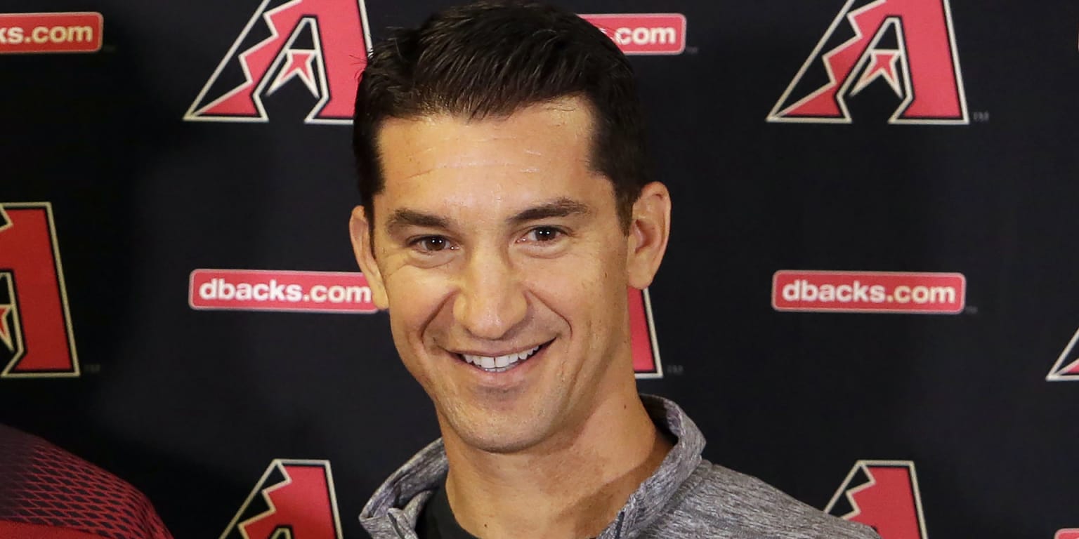 Mike Hazen gets contract extension as D-backs GM