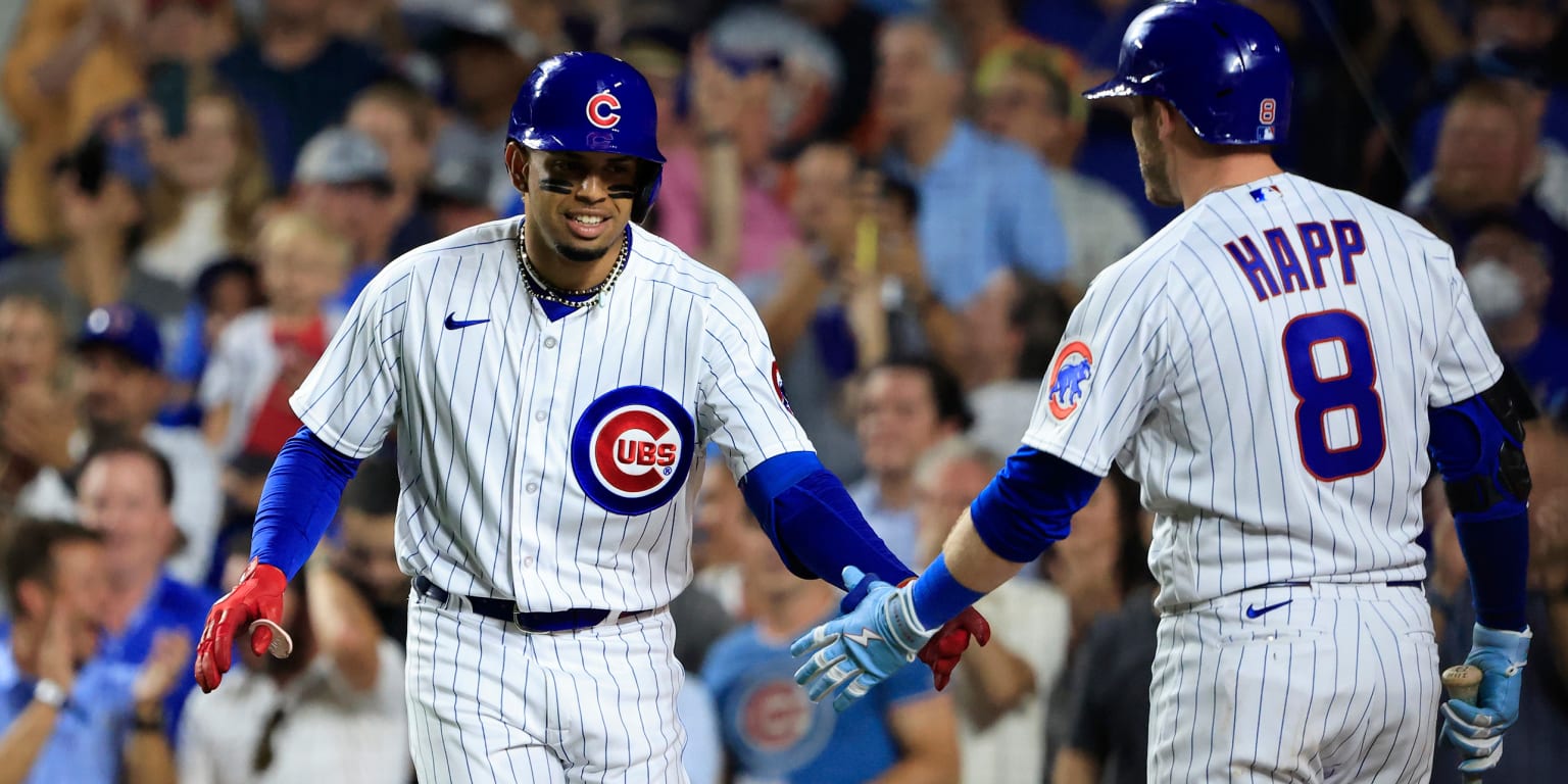 Cachorros ganan 3ro en fila con gran ataque contra Gigantes