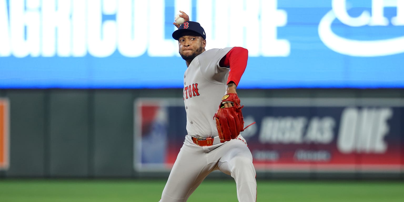 Jorge Alcala claimed off waivers by Cardinals