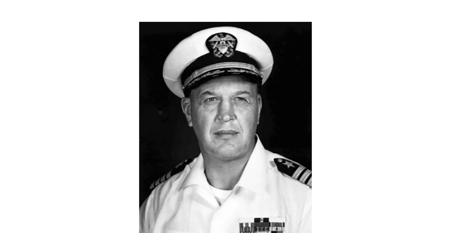 Reds honor Navy's Hometown Heroes