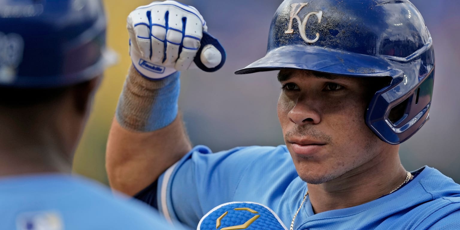 Royals’ offense more powerful in late games