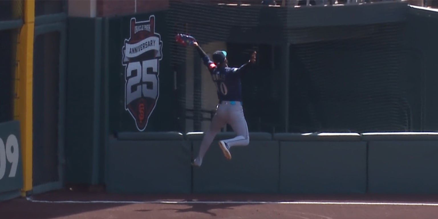 Víctor Robles a lista de lesionados tras dislocarse el hombro izquierdo