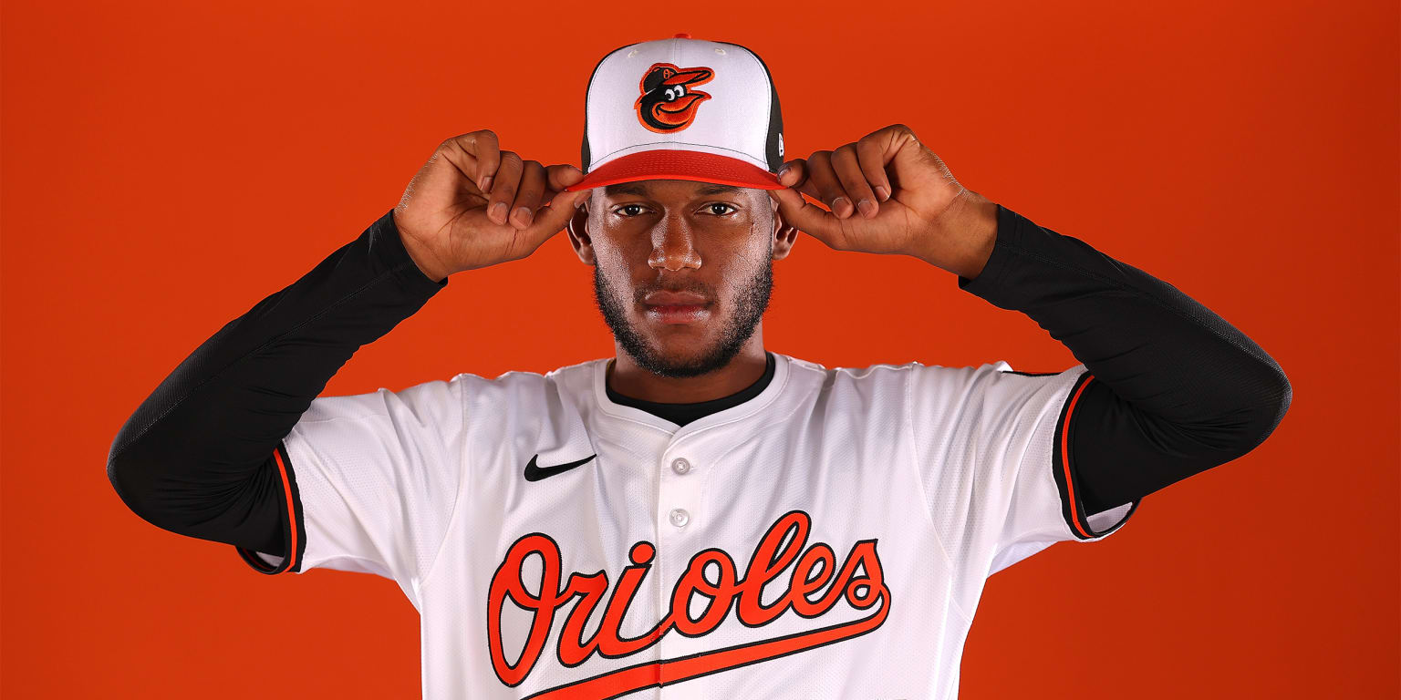 A balk caused by a sudden thunder clap? See it (hear it) for yourself ...