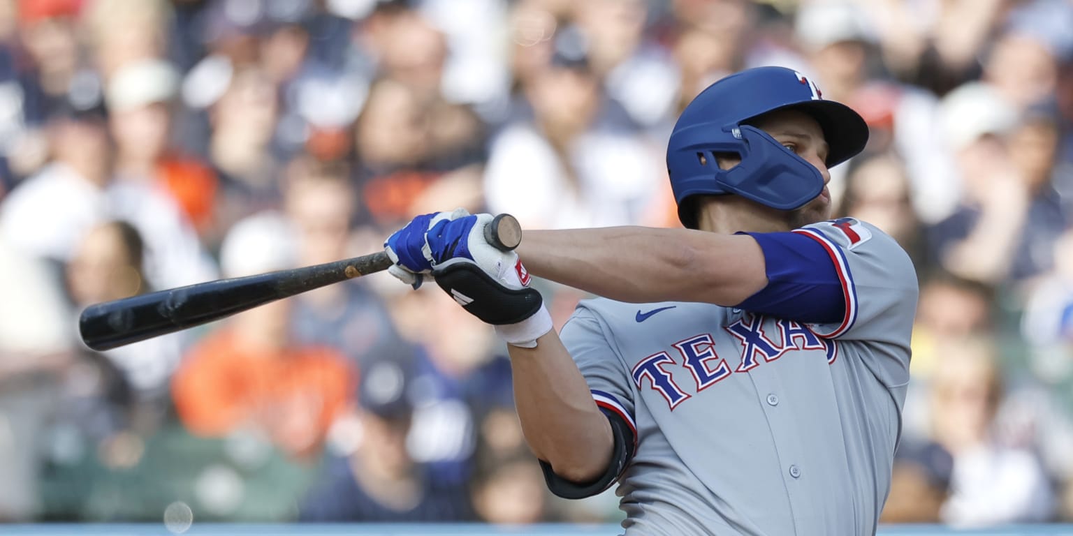 Corey Seager misses series finale with right hamstring injury