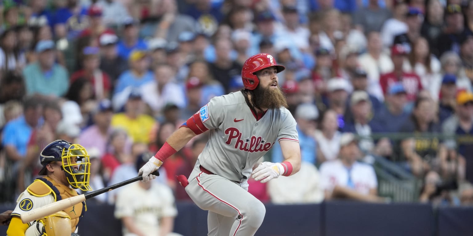 Brandon Marsh hits ago-ahead single as Phillies win