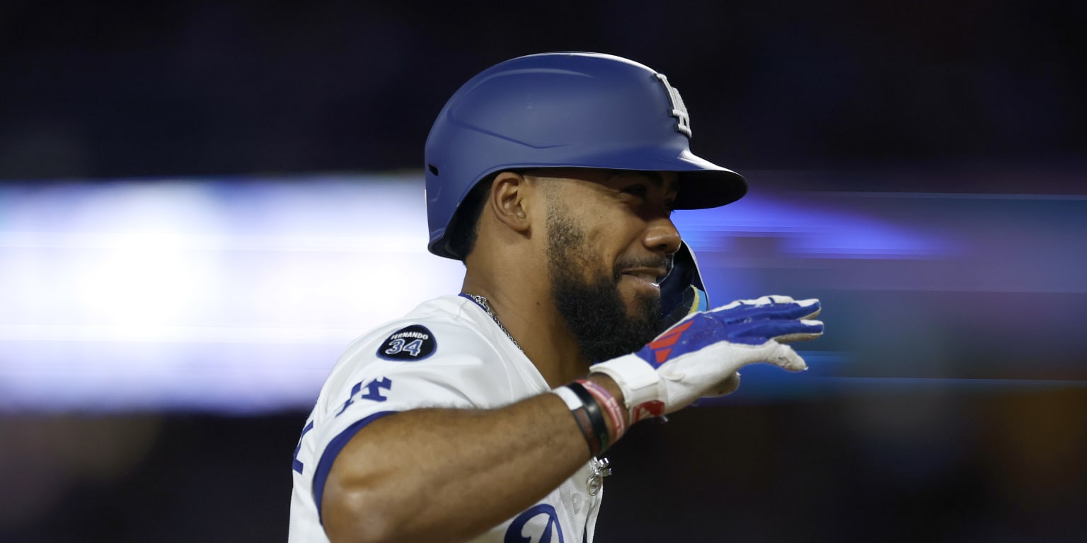 Teoscar Hernández activated from IL, James Outman optioned