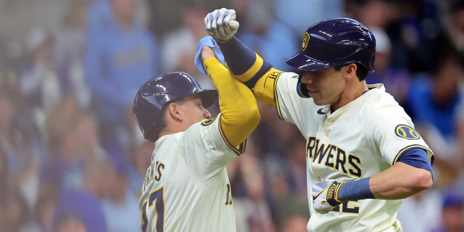 Brewers hit three two-run homers in win over Cubs