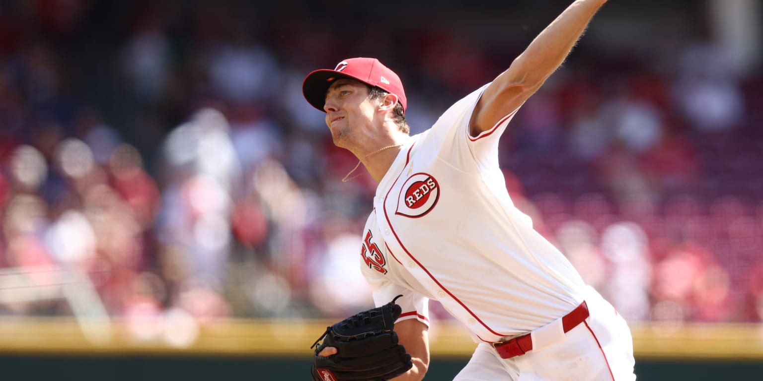 Reds walk off to win series finale over Brewers