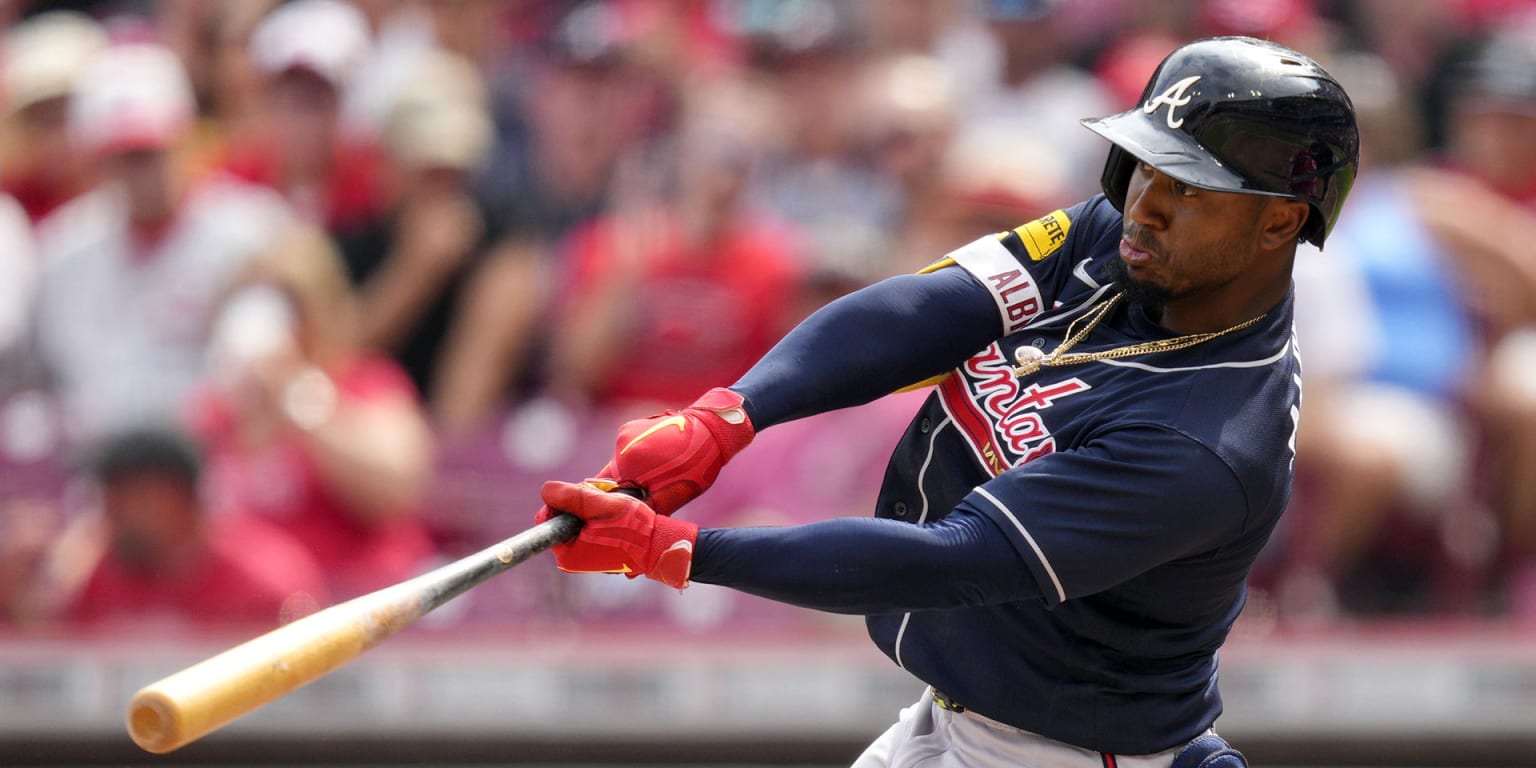 Braves hit 4 home runs in win over Reds