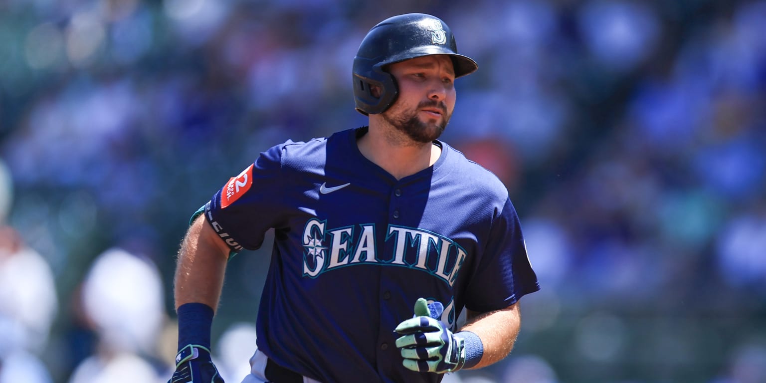 Cal Raleigh an All-Star finalist, dealing with increased fame