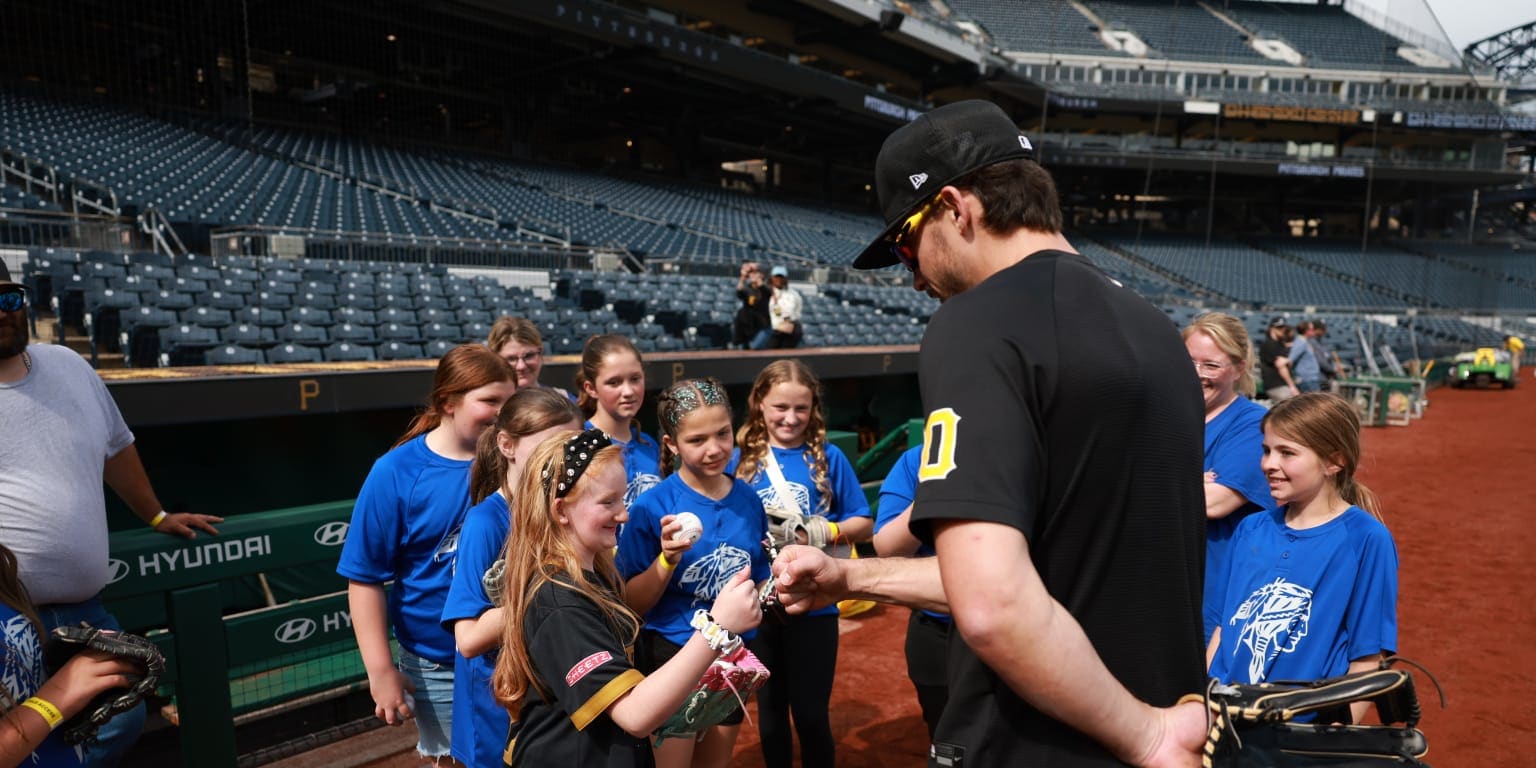 Pirates, Bryan Reynolds make a young cancer survivor's day