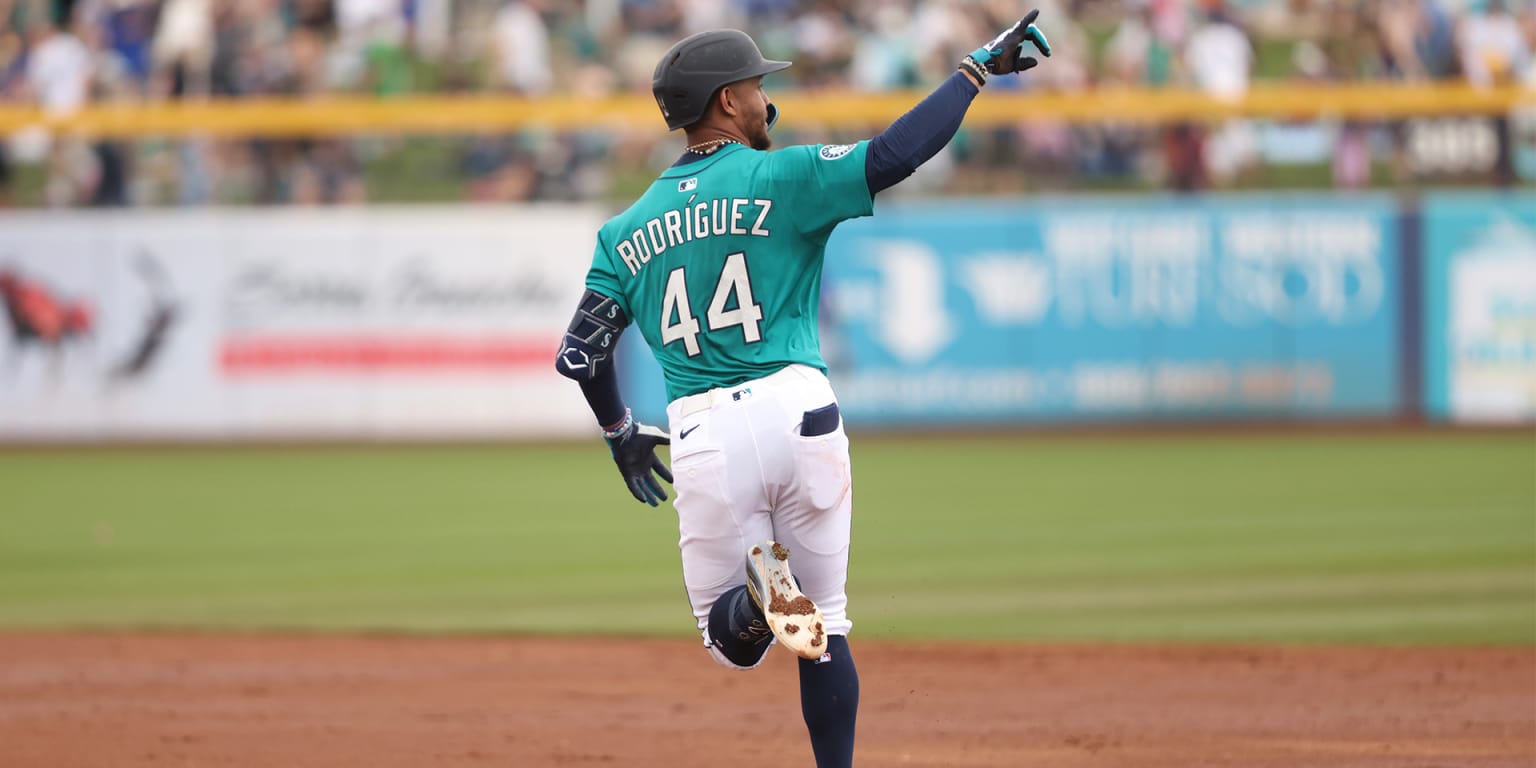 Julio Rodríguez hits grand slam in Spring Training for Mariners