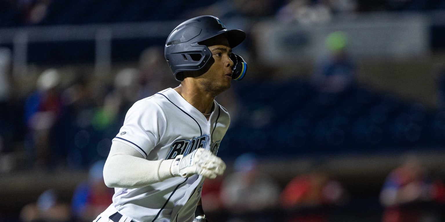 Prospect Andrew Pinckney impressing Nationals