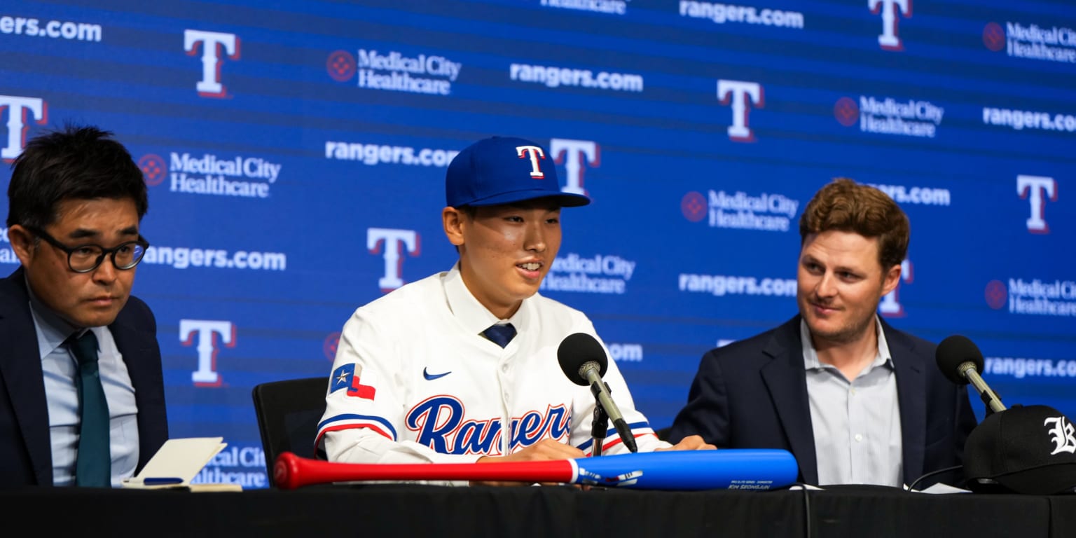 Rangers sign two-way player Seong-Jun Kim