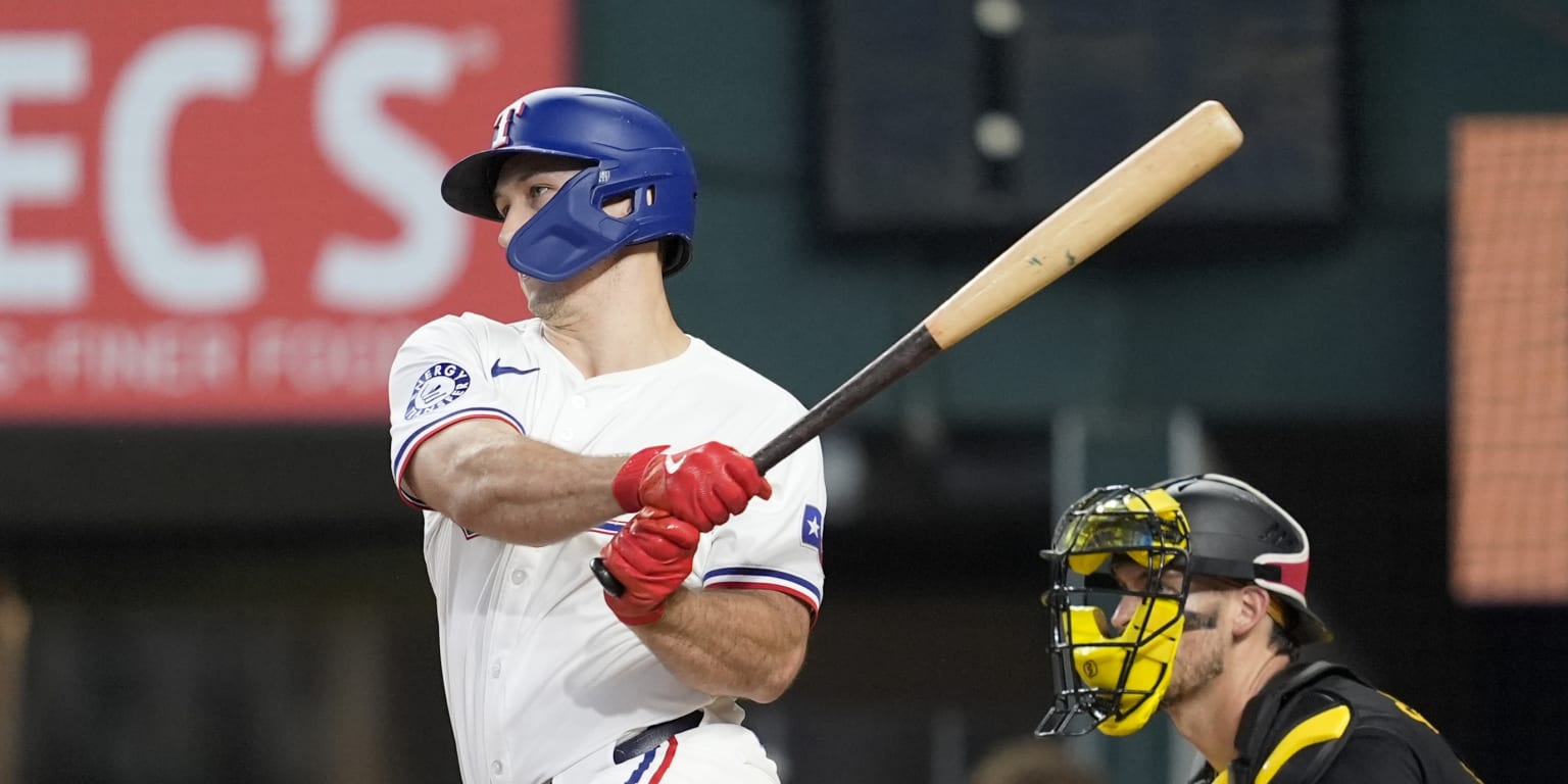Rangers walk off for series win over Pirates