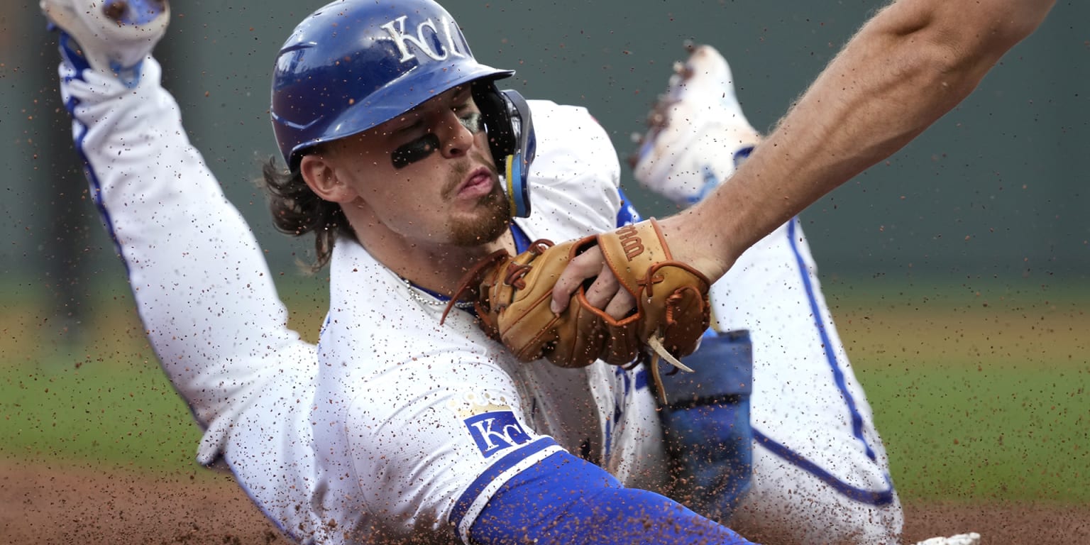 Bobby Witt Jr. working on stealing bases ahead of 2025 season