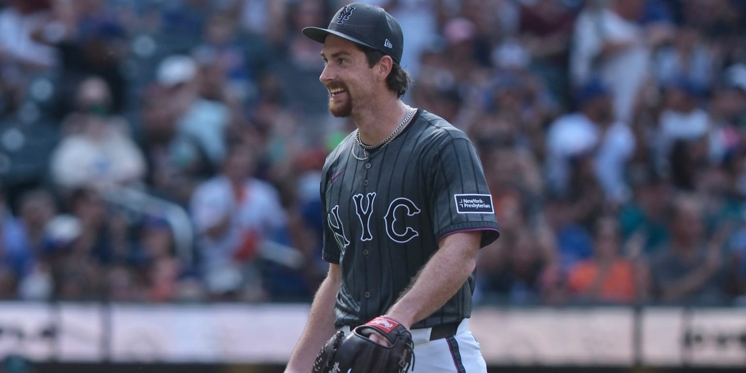 Nolan McLean starts behind-the-back double play in MLB debut