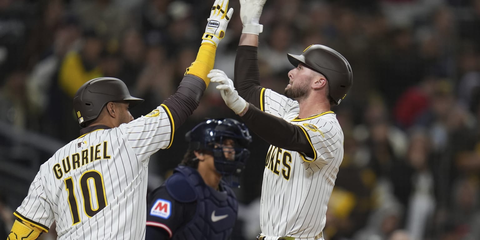 Padres claim series vs. Guardians to maintain undefeated start