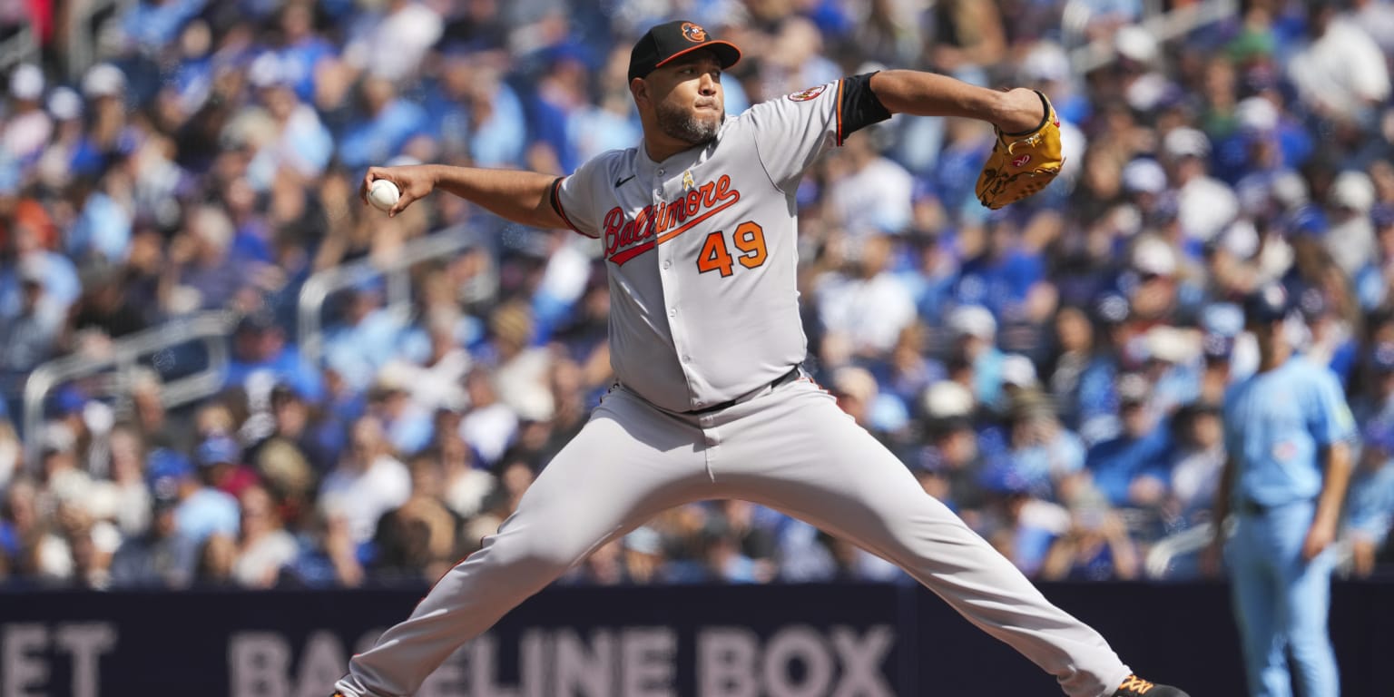 Albert Suárez's 2025 season ends after right elbow injury