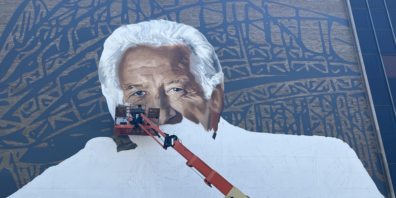Bob Uecker mural coming to Milwaukee