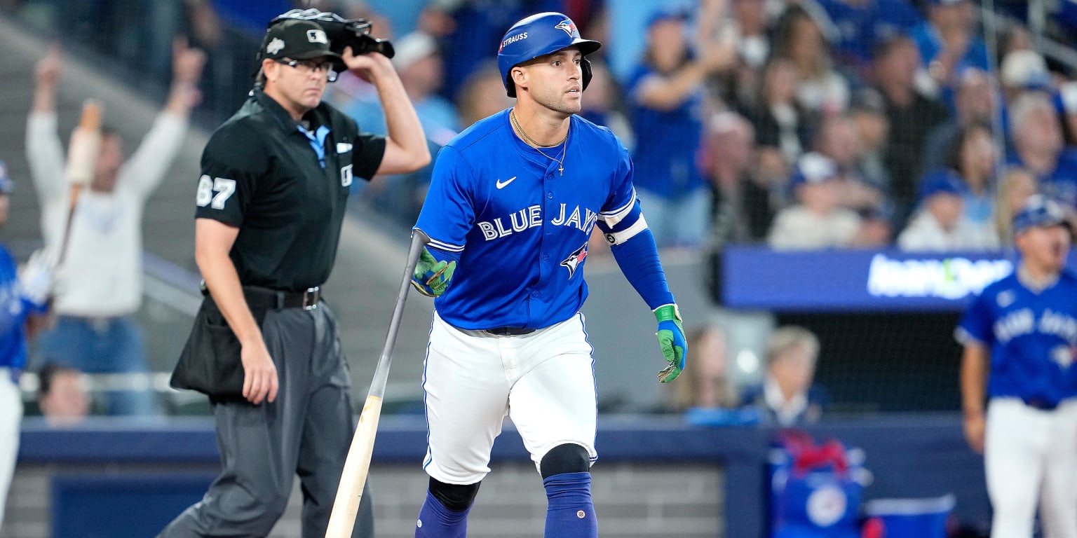 George Springer hizo historia en Azulejos con HR abriendo Juego 1 SCL