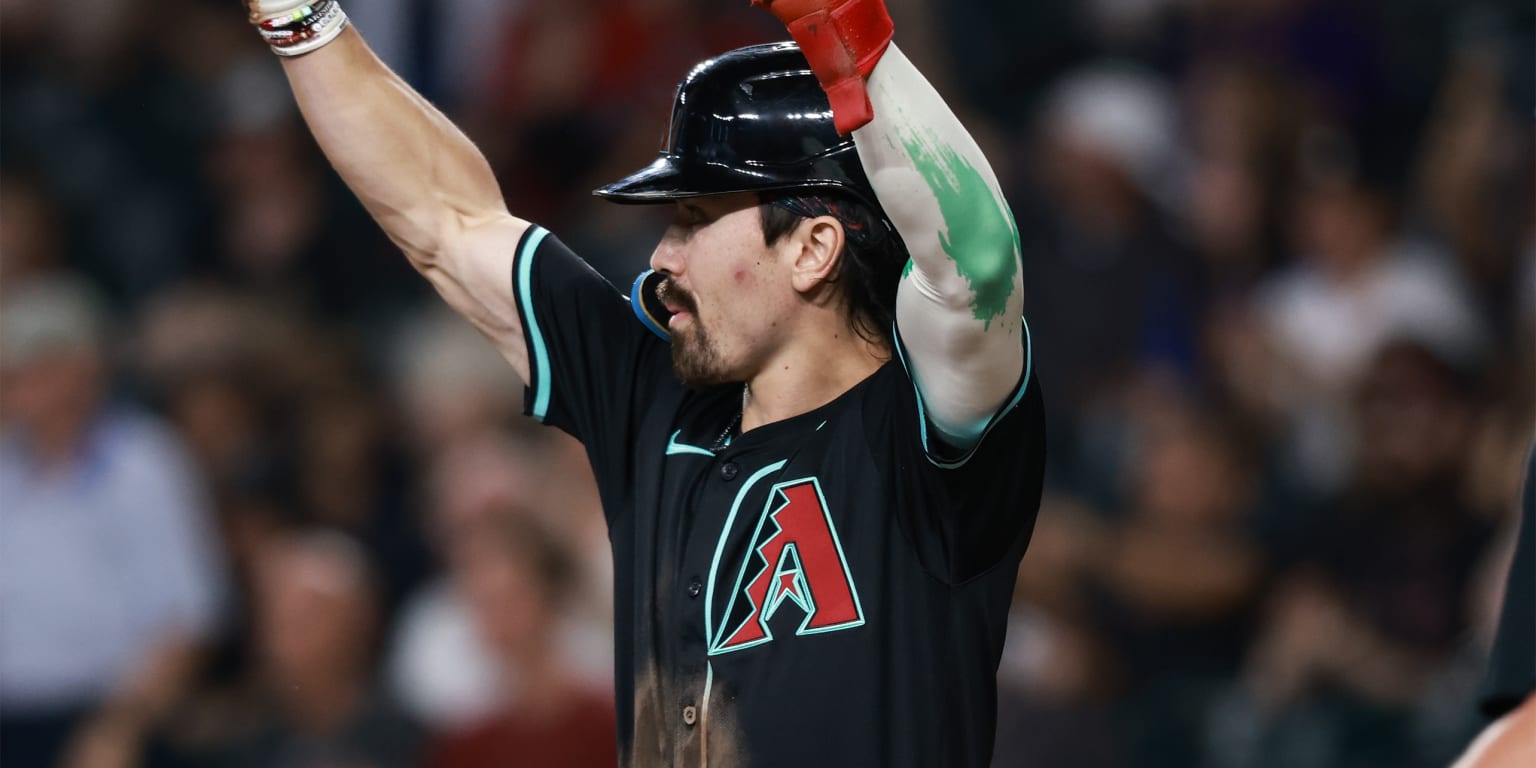 Corbin Carroll suffers side injury in D-backs win vs. White Sox