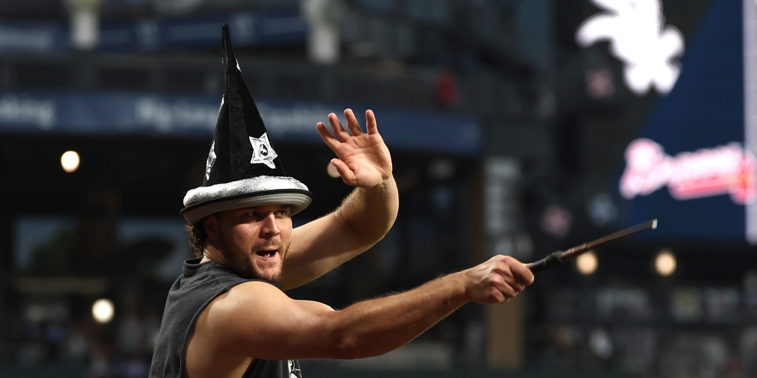 Mike Vasil, White Sox contemplate magic wand giveaway