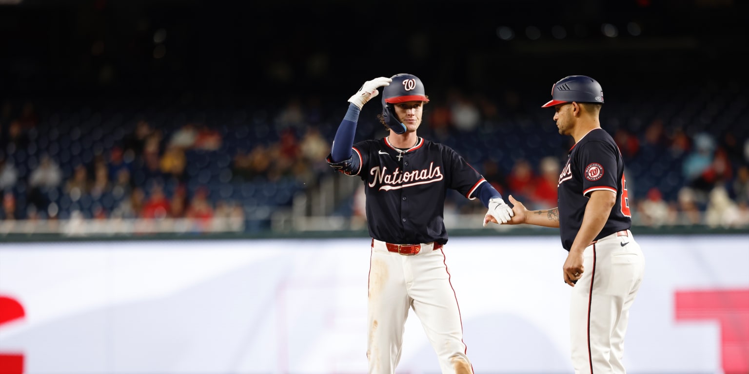 Robert Hassell III scores winning run in MLB debut, Nationals walk off
