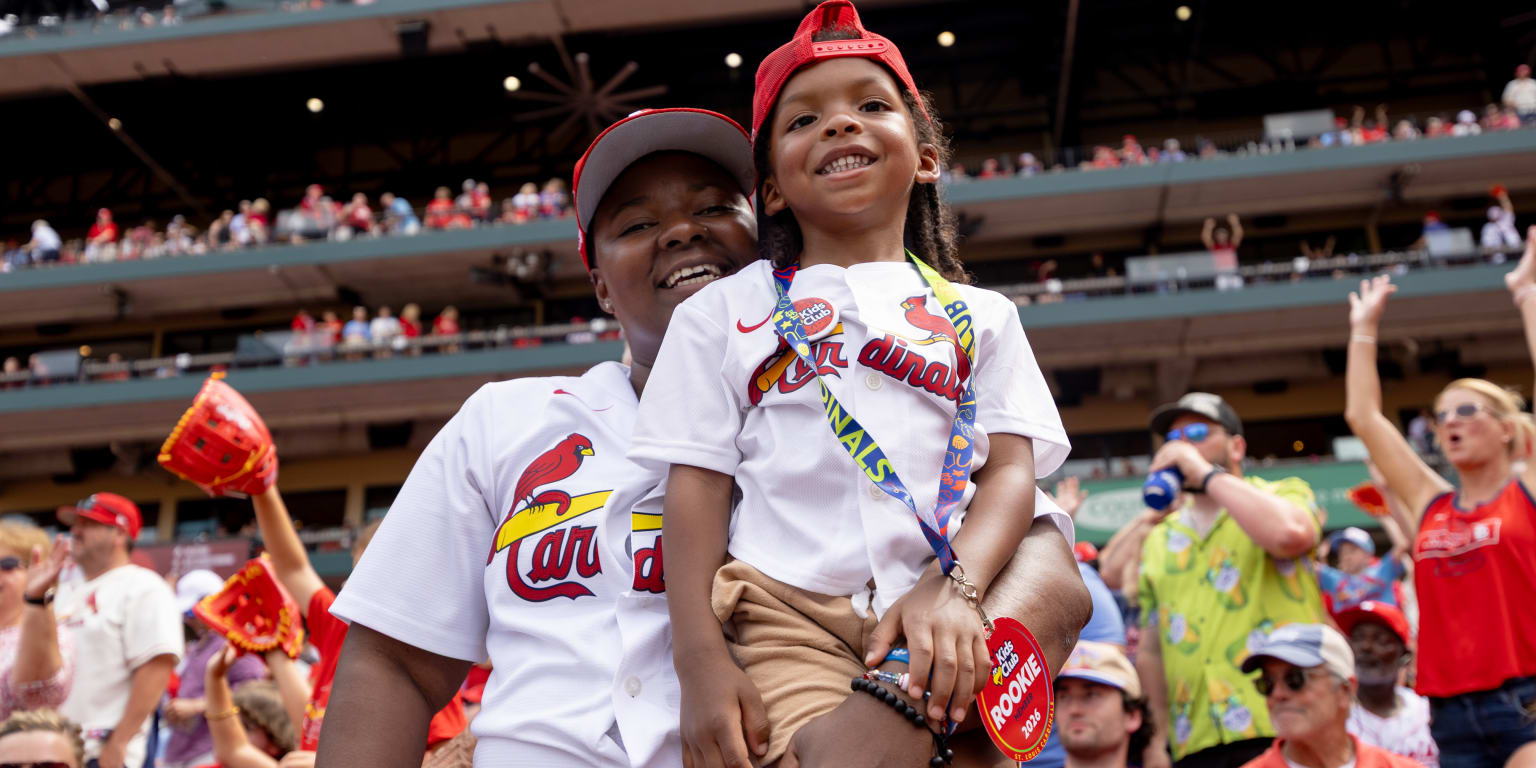 Can this trend continue? Cards mark first Kids Sunday Party of the year ...