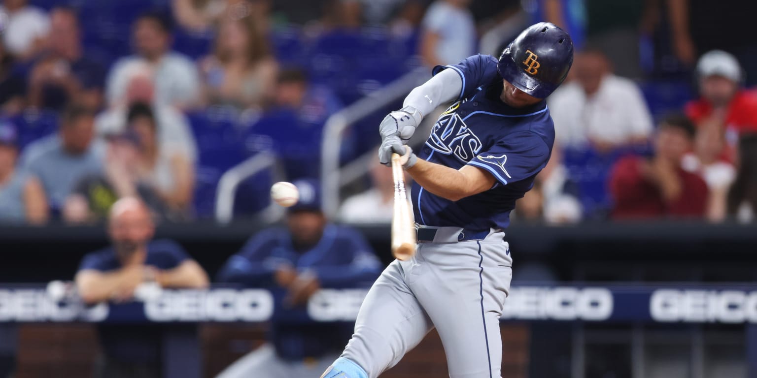 Brandon Lowe gets five RBIs in Rays' win