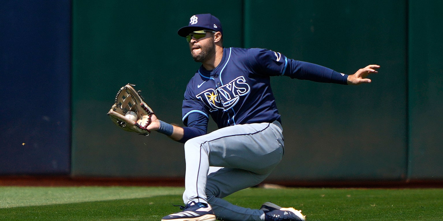 Dylan Carlson, Orioles agree to one-year contract