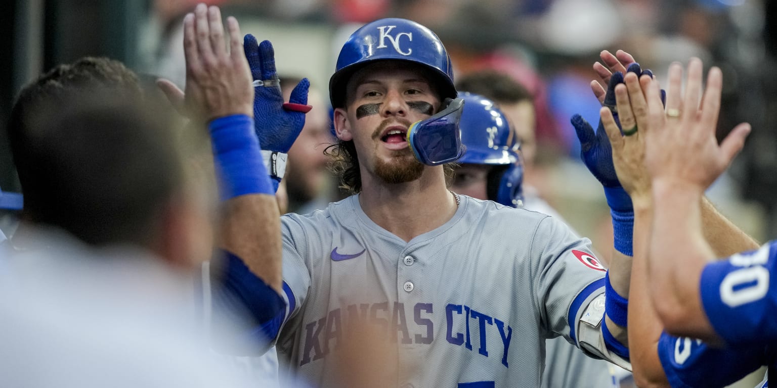 “Un jugador generacional”. Bobby Witt logró algo nunca visto en 121 años de MLB