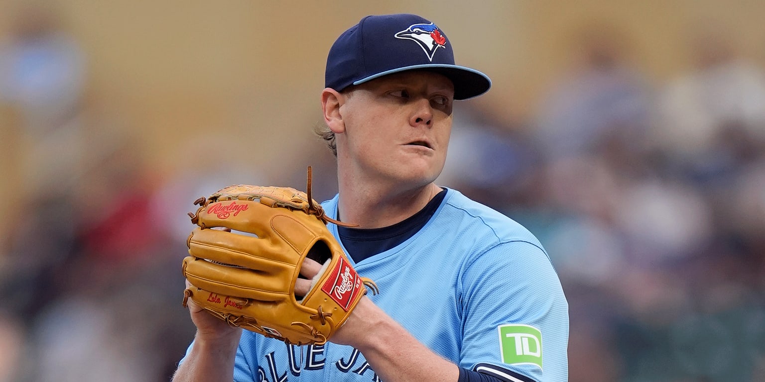 Nationals claim Paxton Schultz off waivers